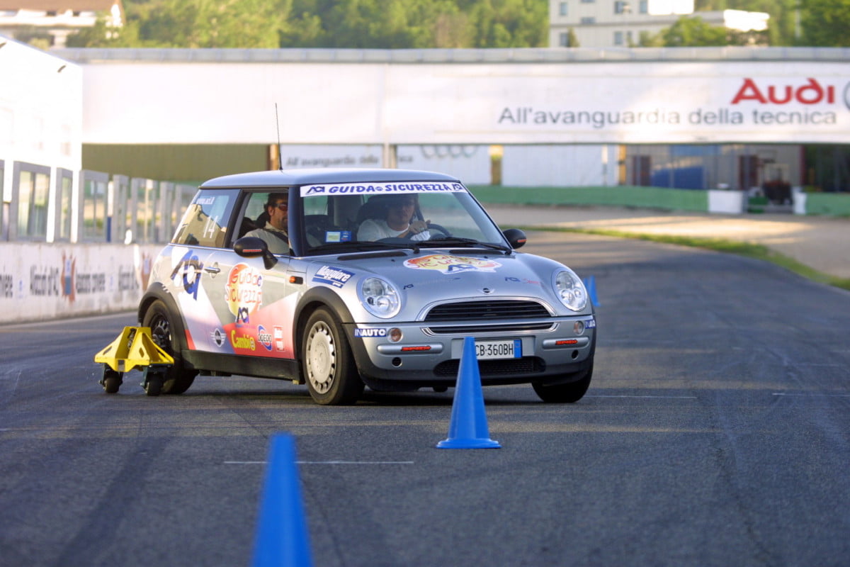 FDKM Police Combat System Courses | FDKM.EU